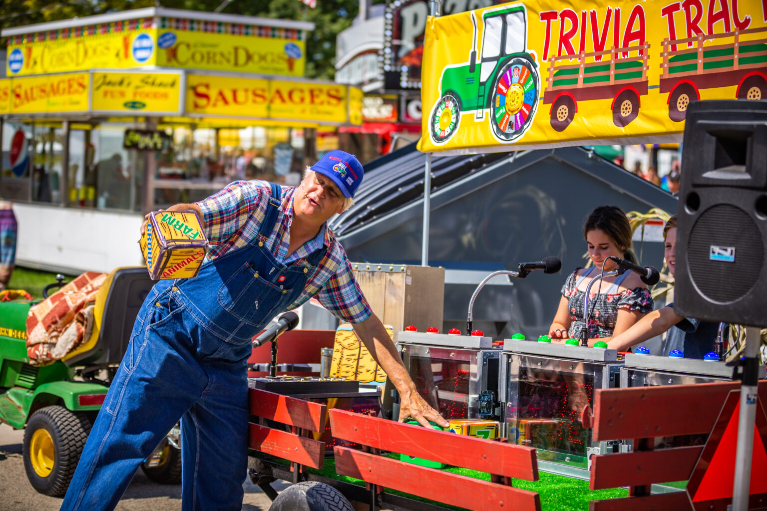 Trivia Tractor - Washington County Fair